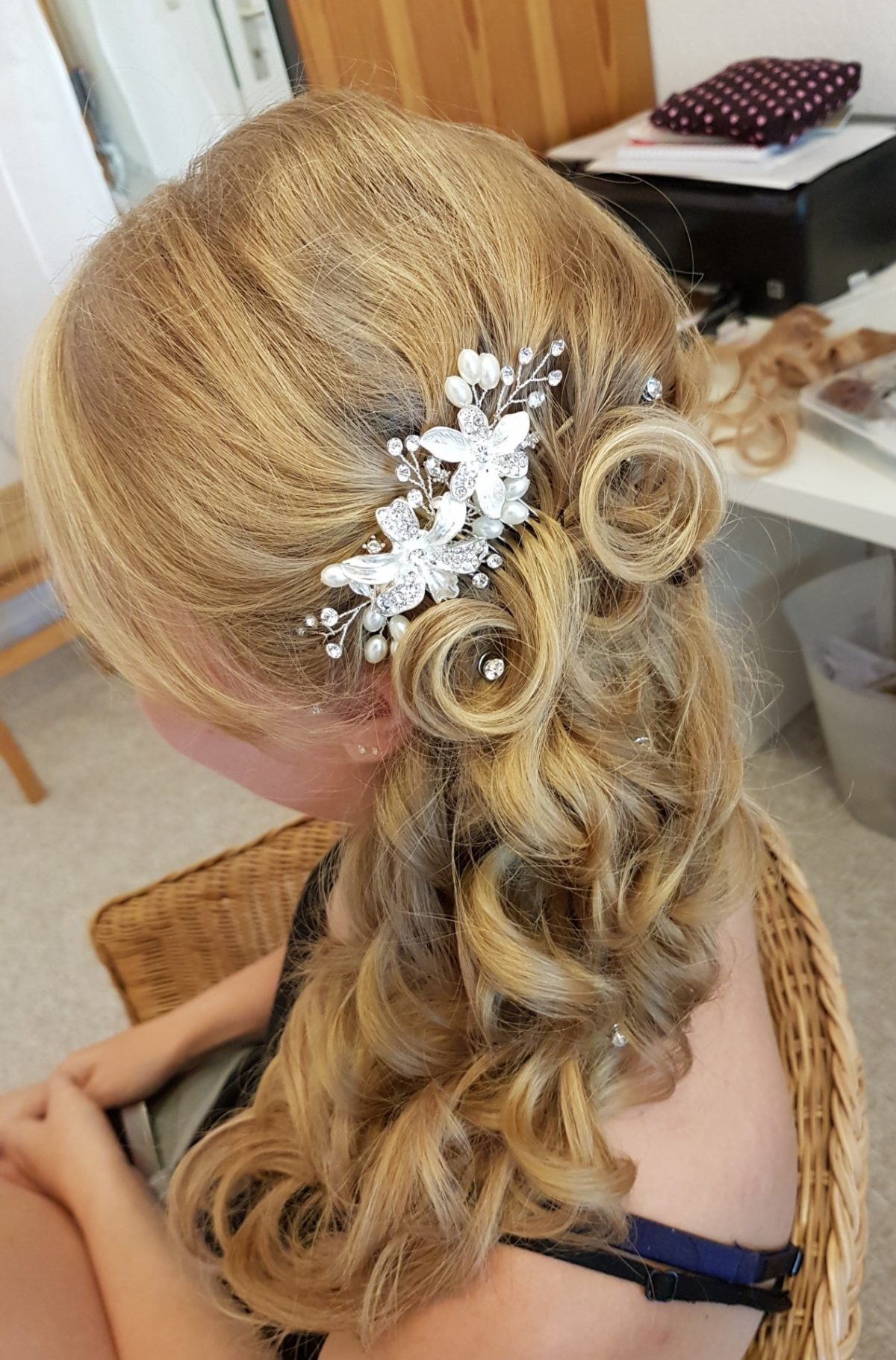 Brautfrisuren offen - Kosmetikstudio Alice Speer